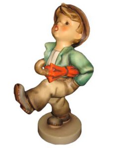The 5 Most Popular Hummel Figurines to Date - Antique HQ