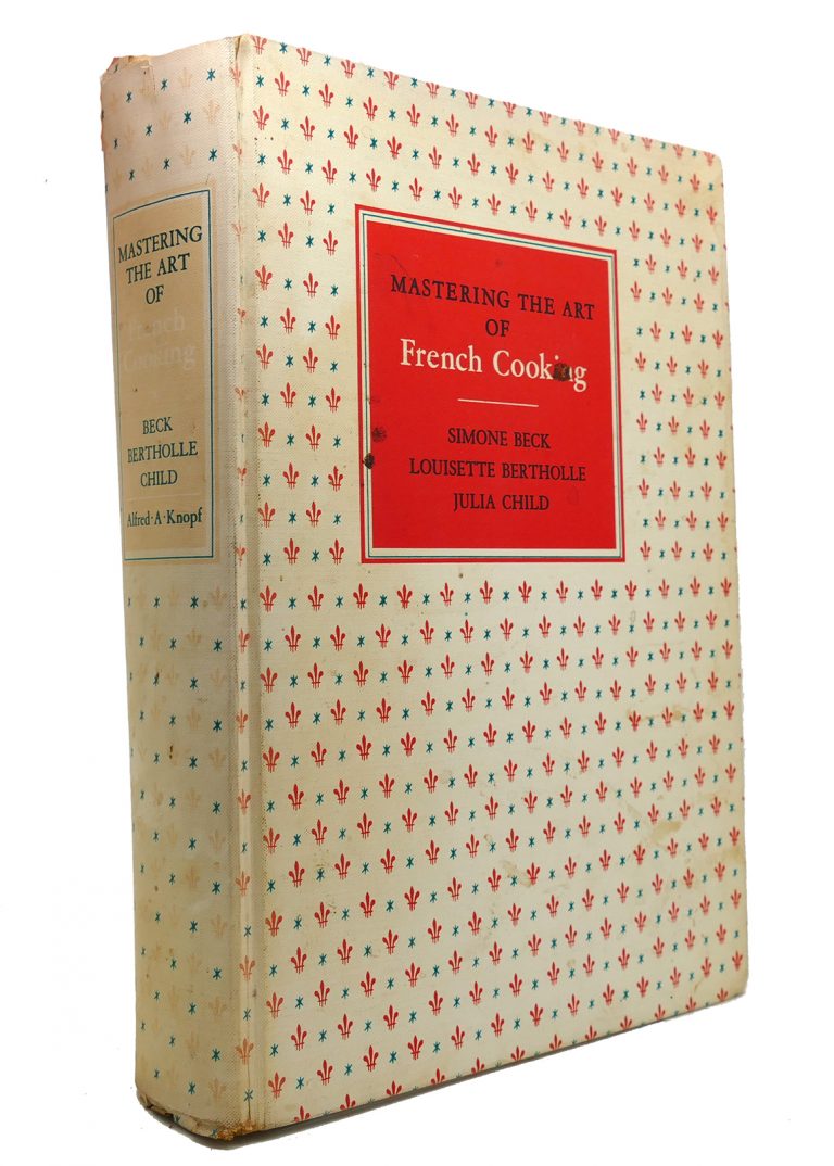 A Guide to Collecting Vintage Cookbooks - Antique HQ